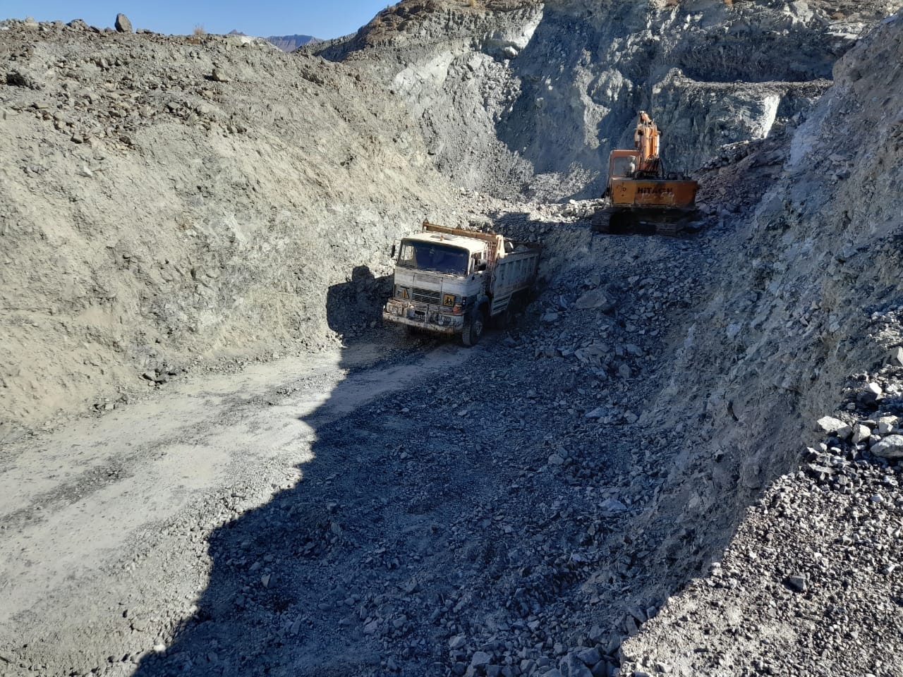 Chrome Ore Mining in Wadh, Baluchistan, Pakistan - Mining Minerals